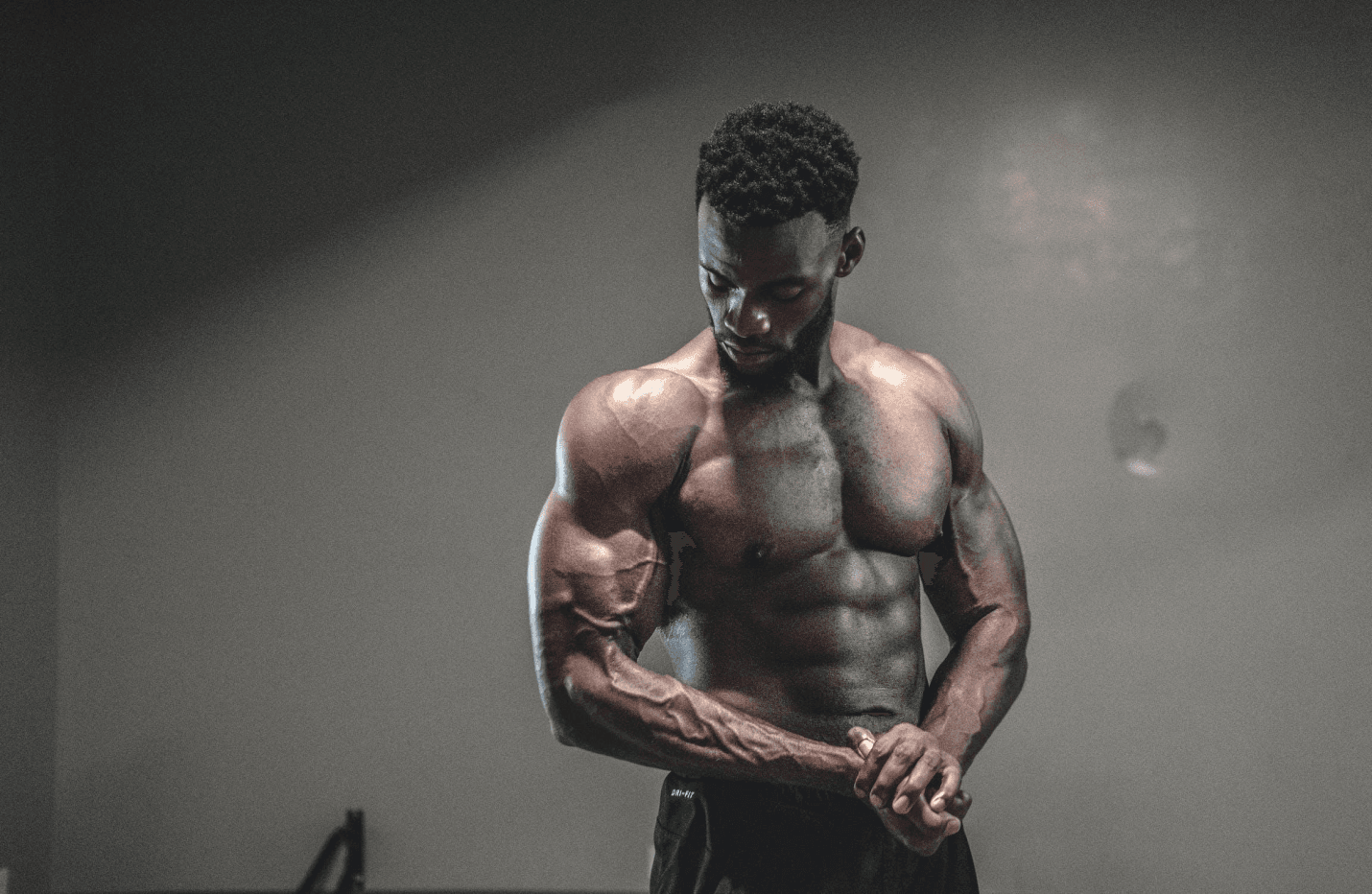 Building Strength Smarter: A Guide to Using SARMS in Your Muscle ...